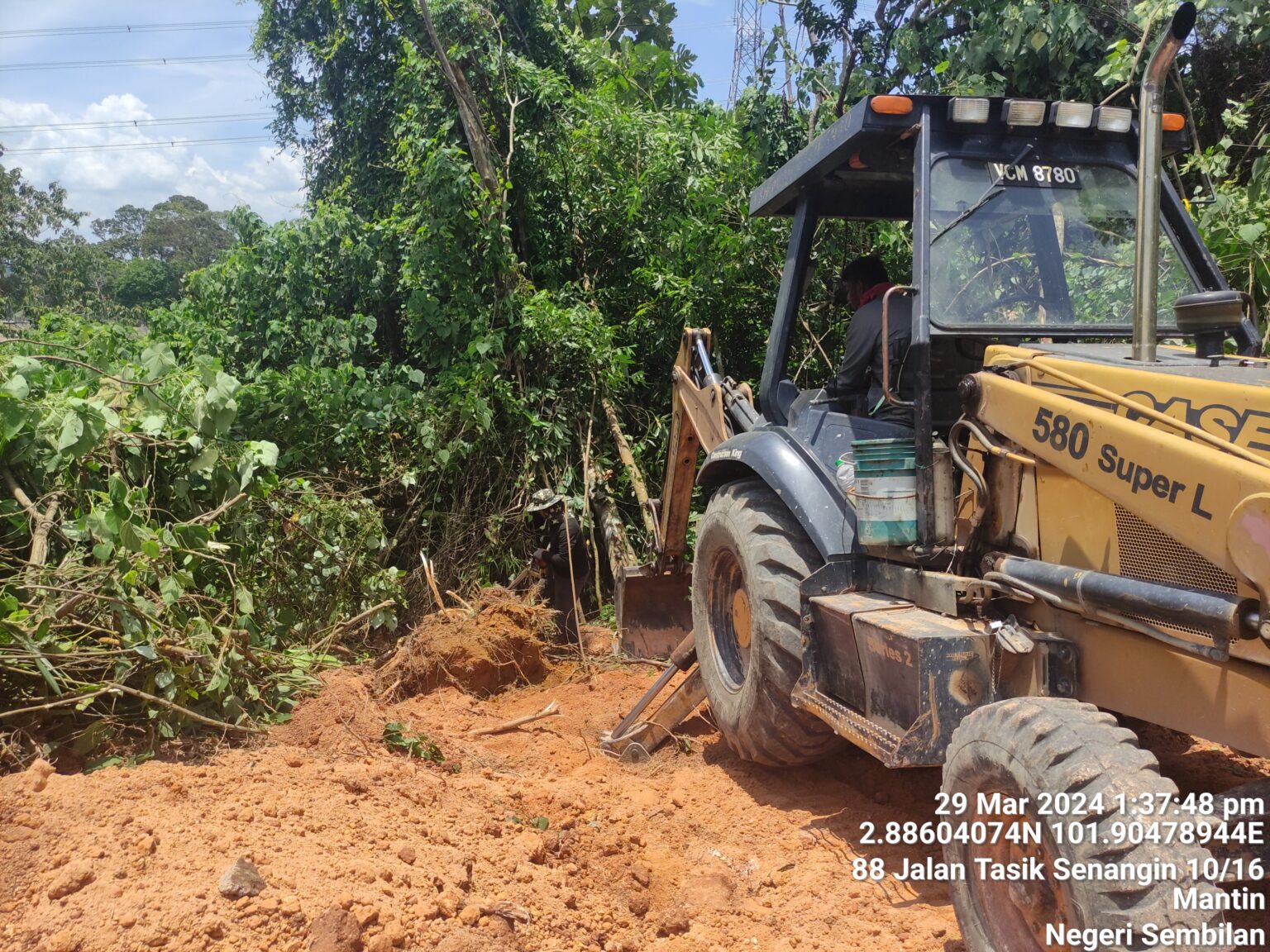 Think Landscape..think Us. MF Green Expert – Specialist Landscaping Services – Potong Tebang ...